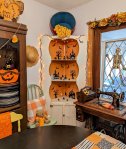 SPOOKTACULAR SHELVES FOR HALLOWEEN… Creative Decorating with a Bit of ...