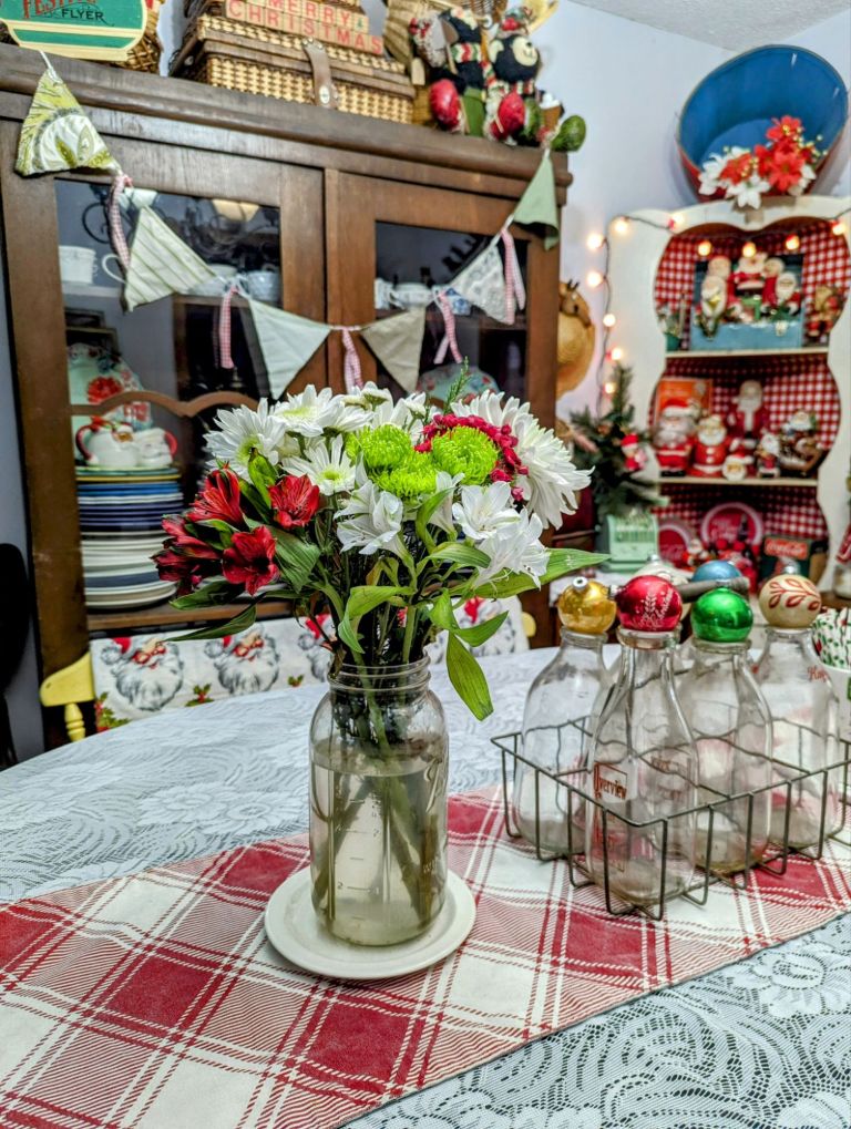 Welcome to Our Country Christmas Cottage! – Comfy Lane Cottage