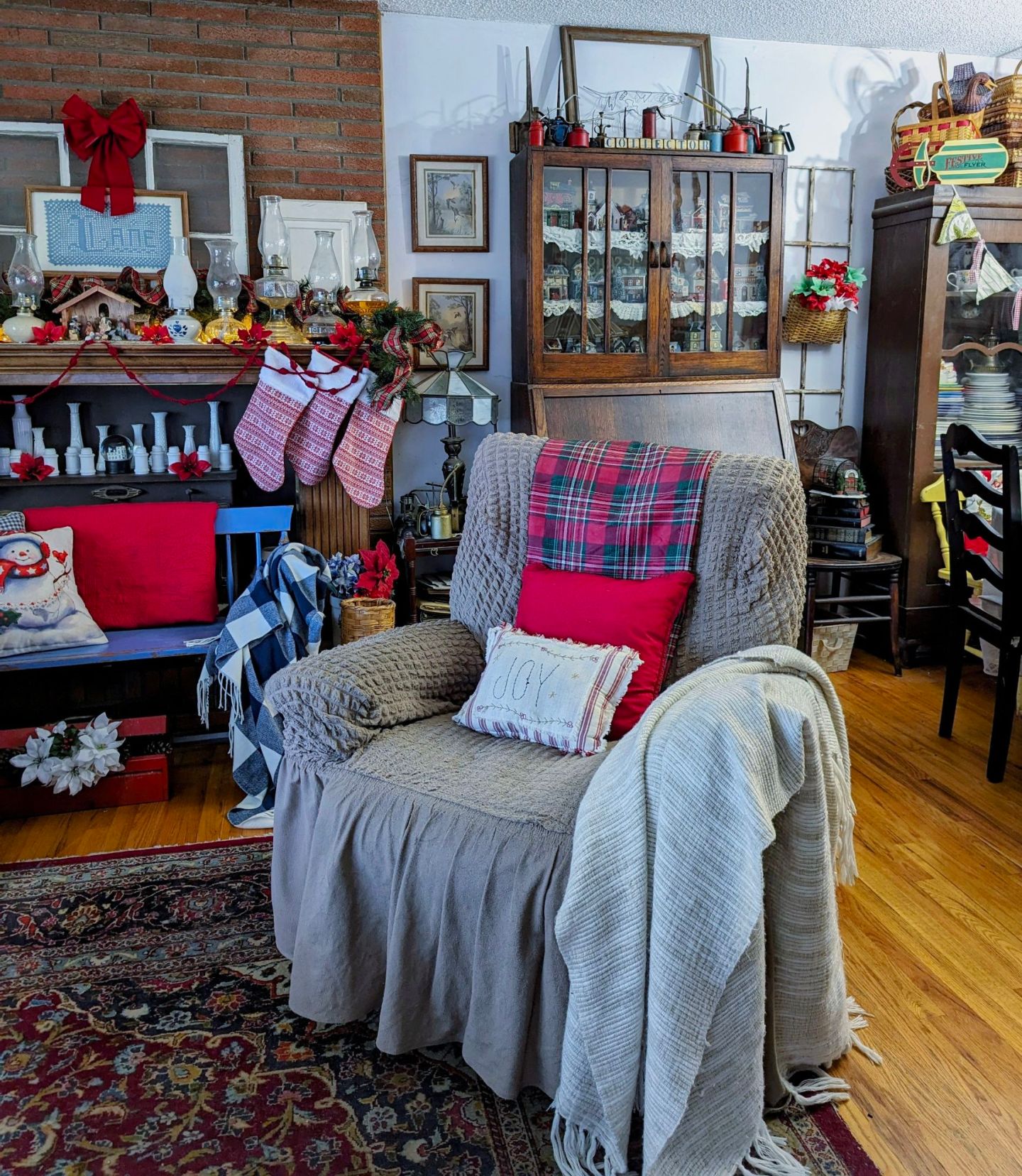 Welcome to Our Country Christmas Cottage! – Comfy Lane Cottage