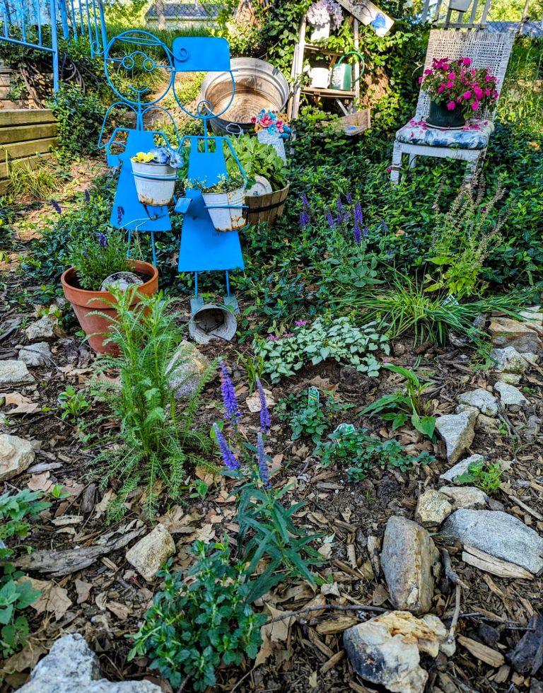 Comfy Lane Cottage Spring Gardens… My Repurposed, Upcycled, & Flea ...