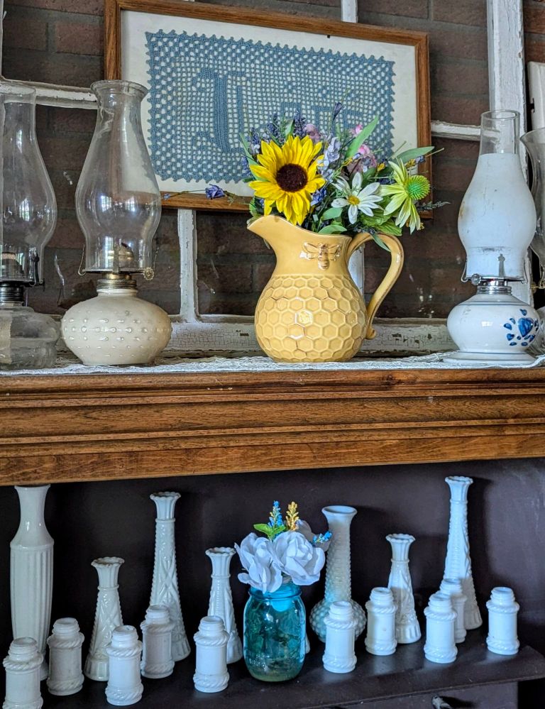 Summer Cottage Decor🌻🐝 Featuring Sunflowers & Bees – Comfy Lane Cottage
