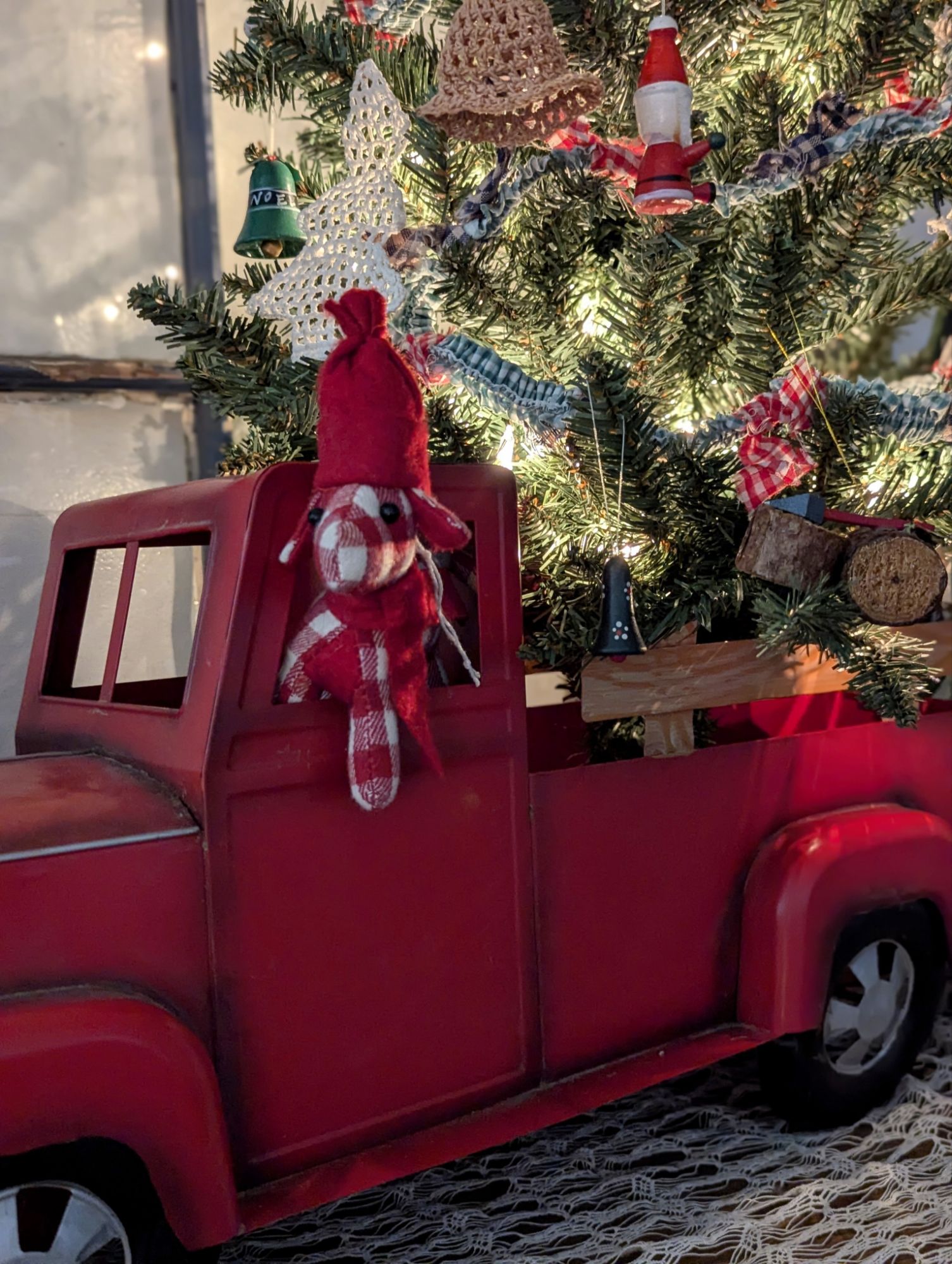 Country Cottage Christmas Tour… at Comfy Lane Cottage – Comfy Lane Cottage
