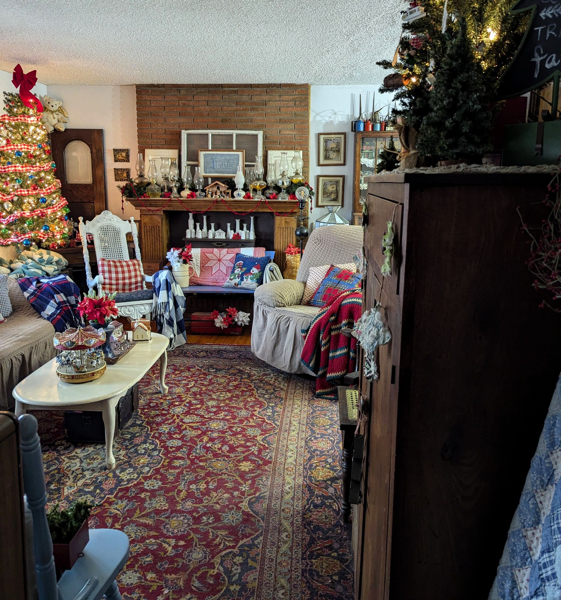 Country Cottage Christmas Tour… at Comfy Lane Cottage – Comfy Lane Cottage